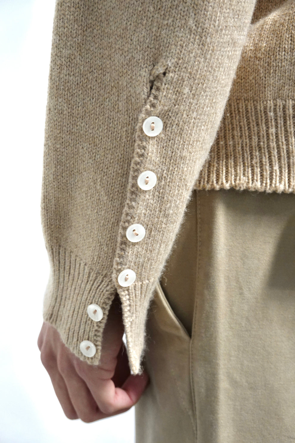 Swan beige jumper
